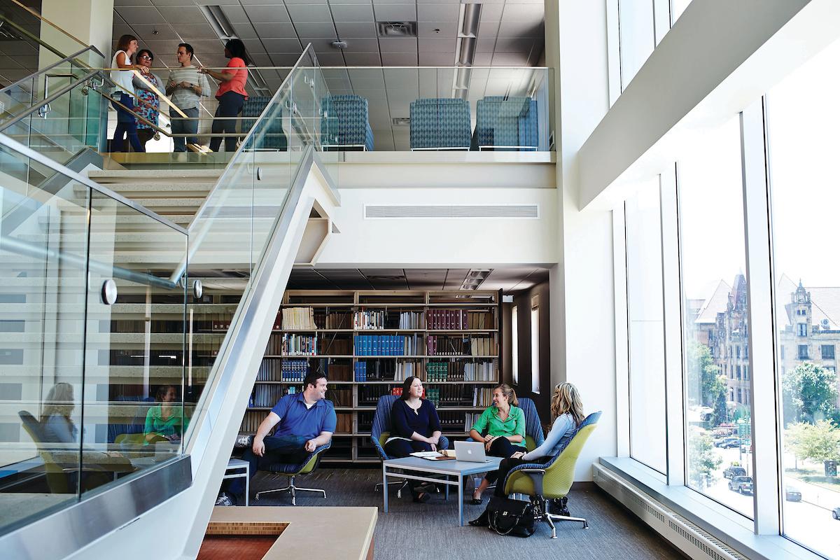 Saint Louis University's St. Louis Campus : SLU